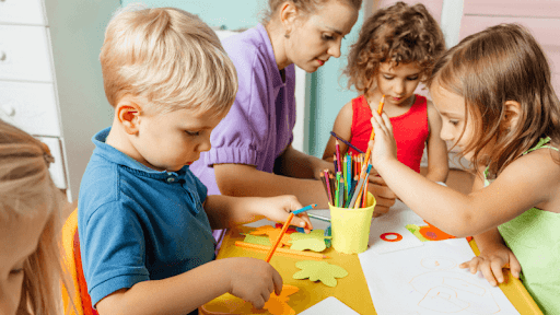 What is Heuristic Play? Early Years Guide – Open a Nursery in the UK